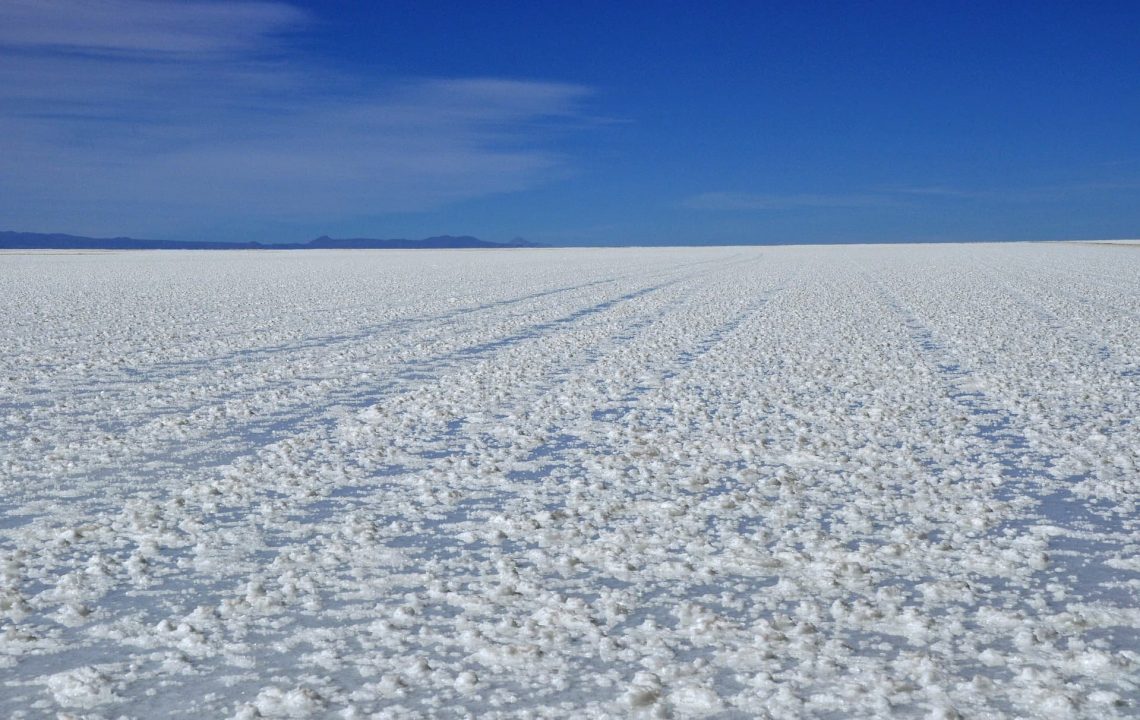 Você conhece o maior deserto de sal do mundo? Salar Uyuni, na Bolívia ...